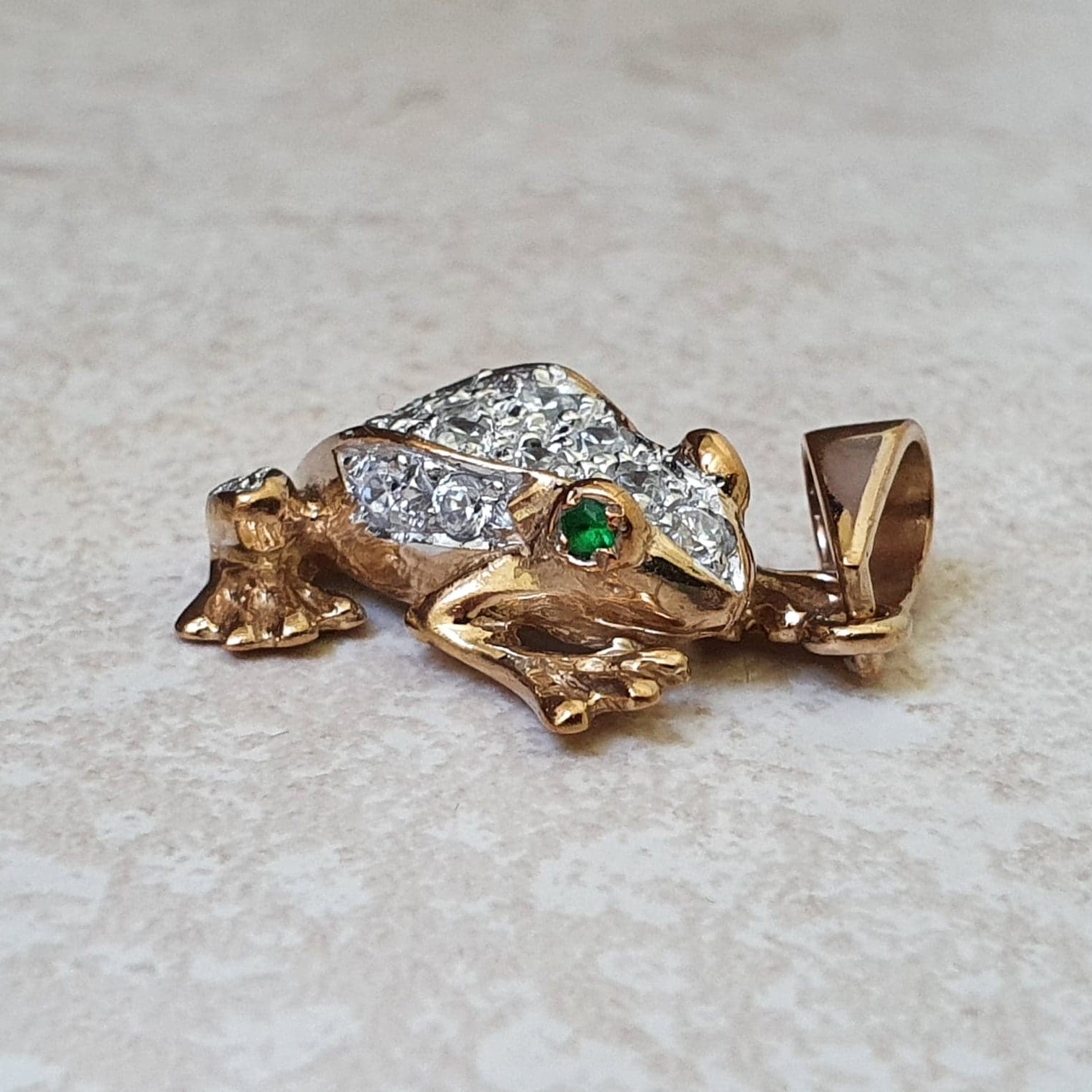 Fun Frog Pendant in 9ct Gold. - Gems Afire - Vintage Jewellery UK