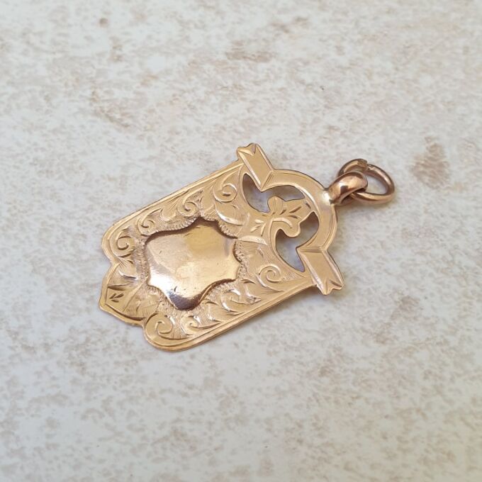 Shield Medallion in 9ct Gold. - Gems Afire - Vintage Jewellery UK