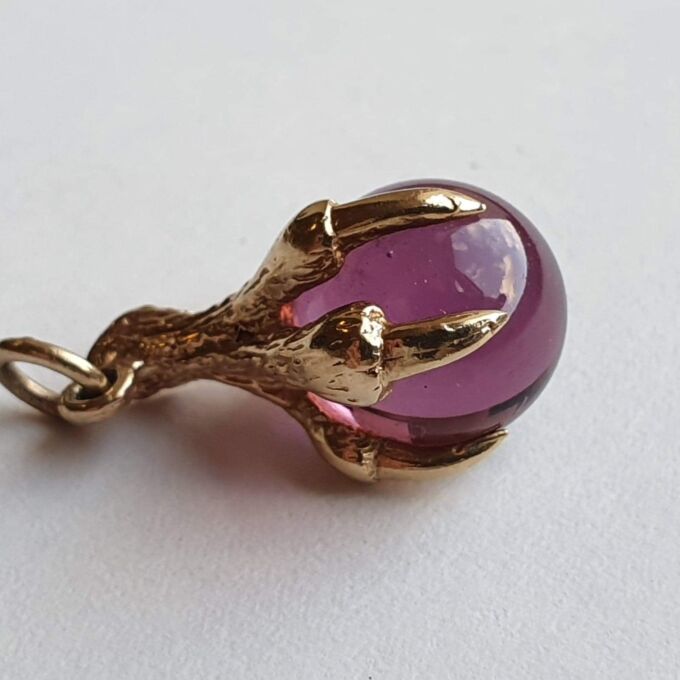 Claw or Talon Pendant in 9ct Gold - Gems Afire - Vintage Jewellery UK
