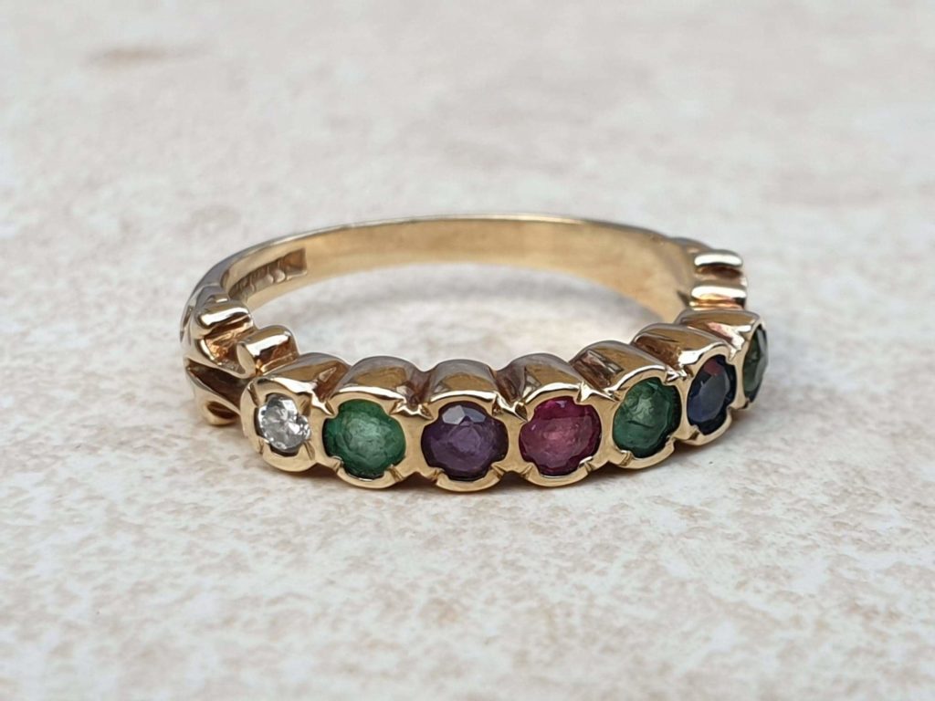 DEAREST Acrostic Ring in 9ct Gold, a UK L 1/2 or a US 6 1/4 - Gems ...