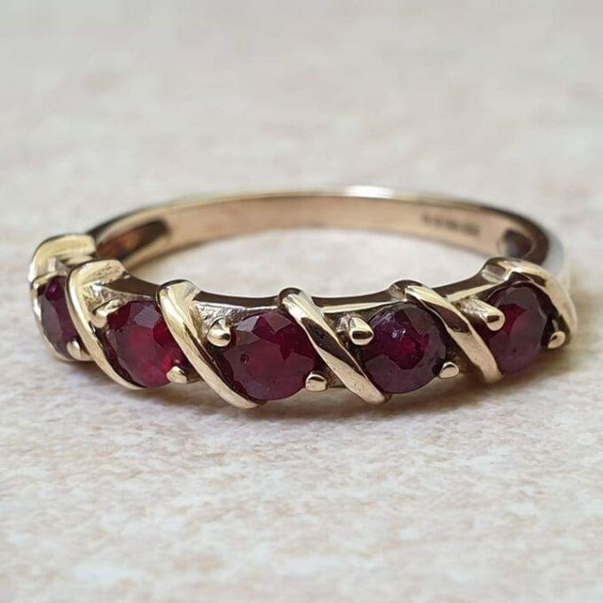Five Stone Ruby Ring in 9ct Gold. - Gems Afire - Vintage Jewellery UK
