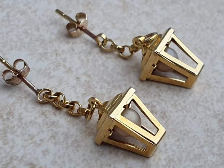 Lantern Earring in 9ct Gold - Gems Afire - Vintage Jewellery UK