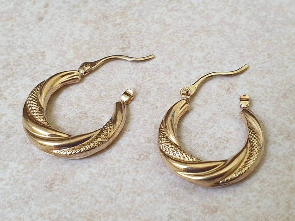 Patterned Hoop Creole Earrings in 9ct Gold - Gems Afire - Preloved ...