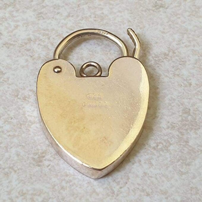 Large Engraved Padlock in 9ct Gold - Gems Afire - Vintage Jewellery UK