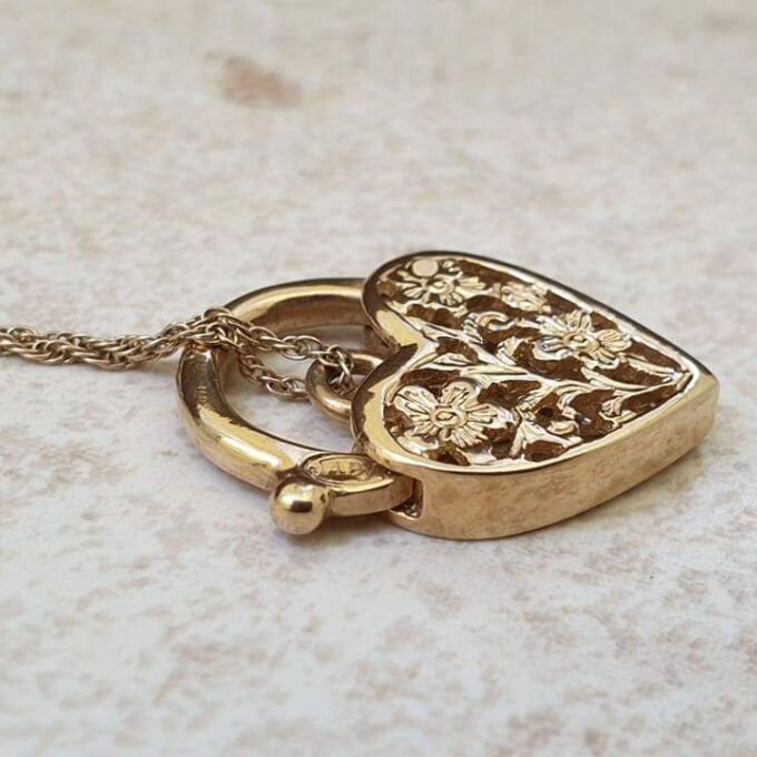 Ornate Heart Padlock with 18in chain in 9ct Gold - Gems Afire - Vintage ...