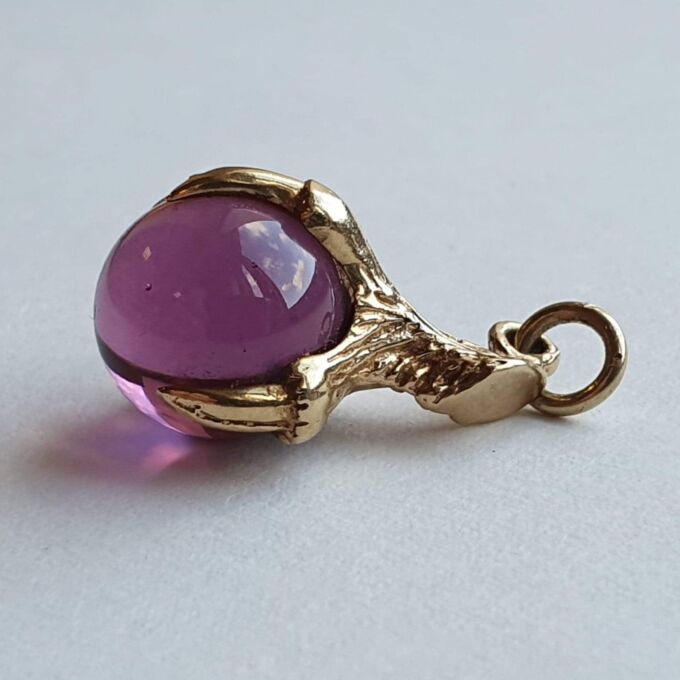 Claw or Talon Pendant in 9ct Gold - Gems Afire - Vintage Jewellery UK