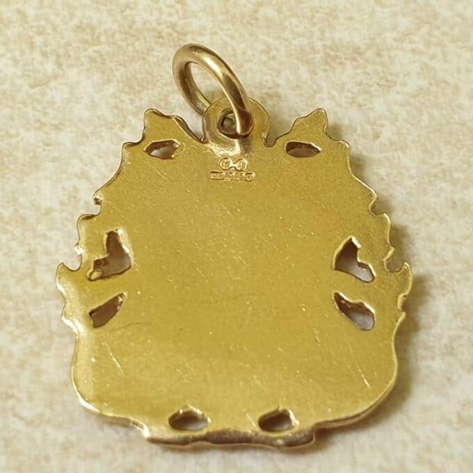 Ornate Shield Medallion in 9ct Gold. - Gems Afire - Preloved Vintage ...