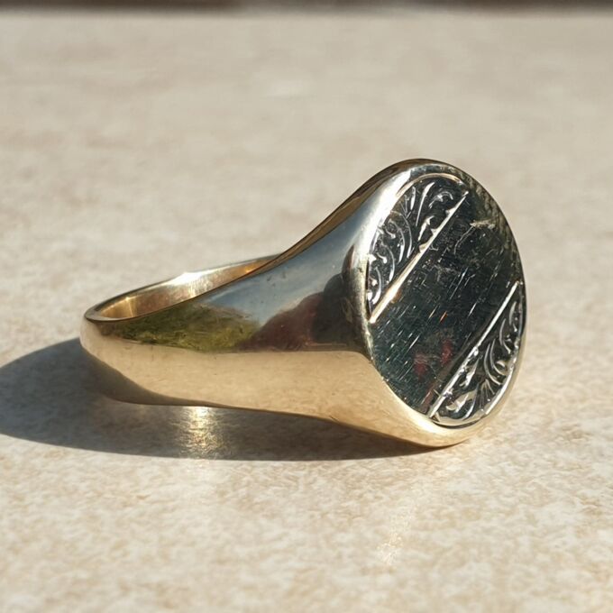 Oval Part Engraved Signet Ring in 9ct Gold. - Gems Afire - Vintage ...