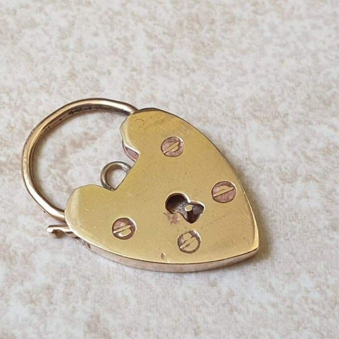 Reserved - Plain Padlock in 9ct Gold - Gems Afire - Vintage Jewellery UK