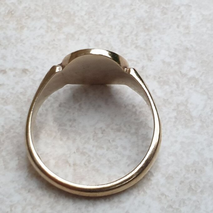 Sunray Signet Ring in 9ct Gold, a UK S 1/2 or a US 9 3/4 - Gems Afire ...