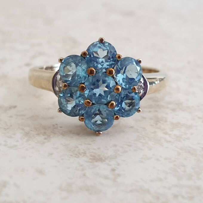 Topaz Flower Cluster Ring in 9ct Gold, a UK O 1/2 or a US 7 3/4. - Gems ...