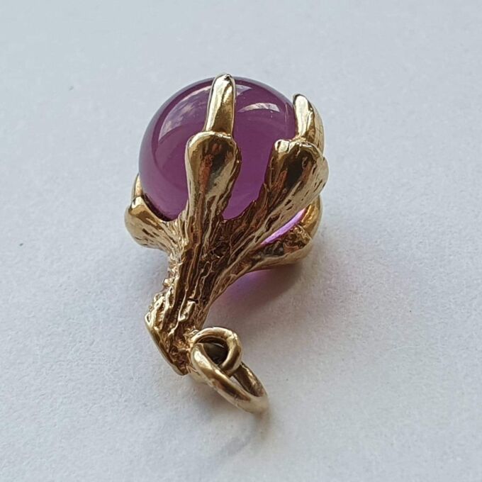 Claw or Talon Pendant in 9ct Gold - Gems Afire - Vintage Jewellery UK
