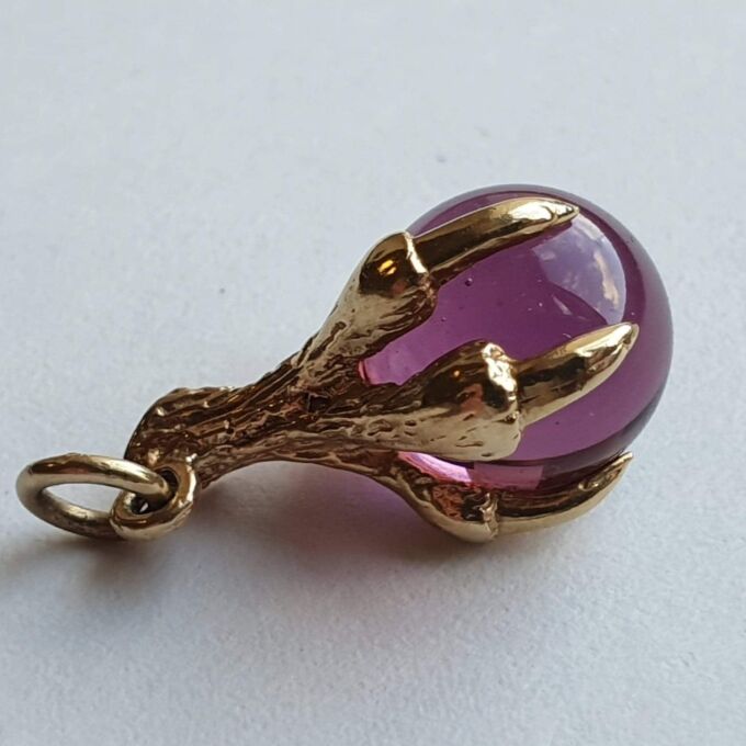 Claw or Talon Pendant in 9ct Gold - Gems Afire - Vintage Jewellery UK