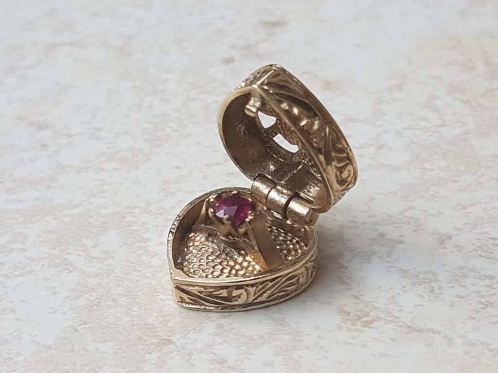 Truly Fabulous Heart Locket Secret Ruby Ring in 9ct Gold - Gems Afire ...