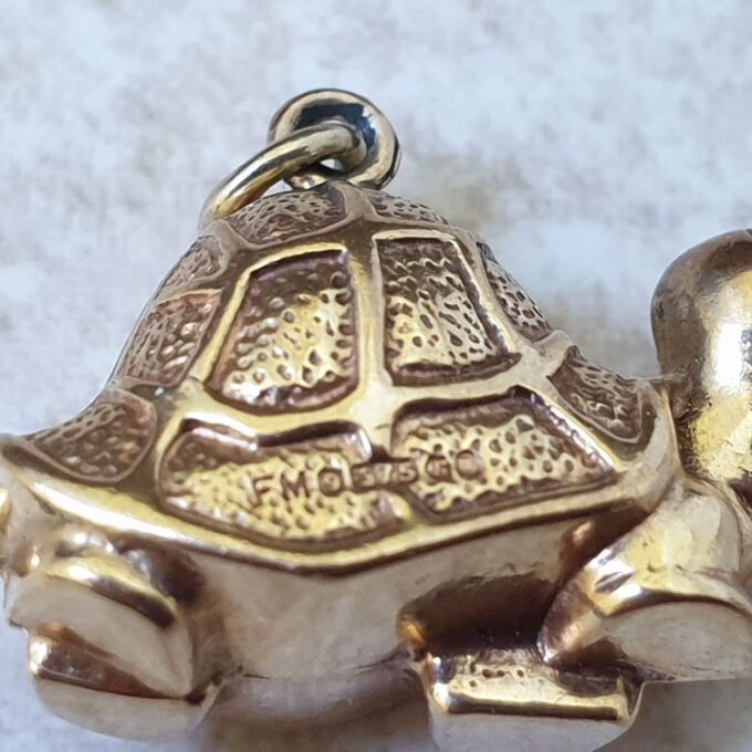 Tortoise Charm Pendant in 9ct Gold - Gems Afire - Vintage Jewellery UK