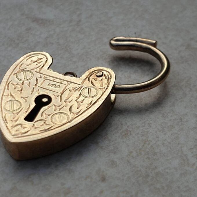 Vintage Engraved Heart Padlock in 9ct Gold - Gems Afire - Vintage ...