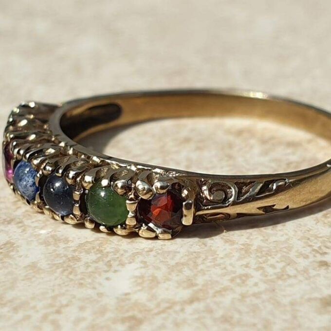 Multi Stone DARLING Acrostic Ring in 9ct Gold, a UK N 1/2 or a US 7 1/4 ...