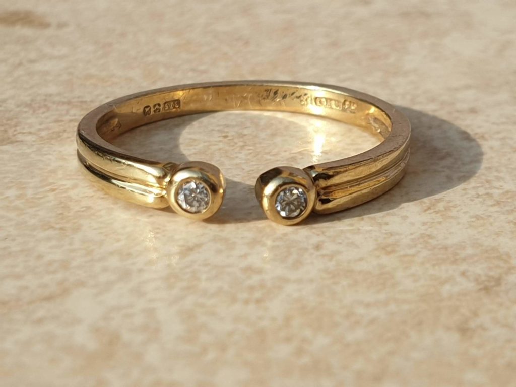 Diamond Set Torque Ring in 9ct Gold, a UK M 1/2 or a US 6 3/4. - Gems ...
