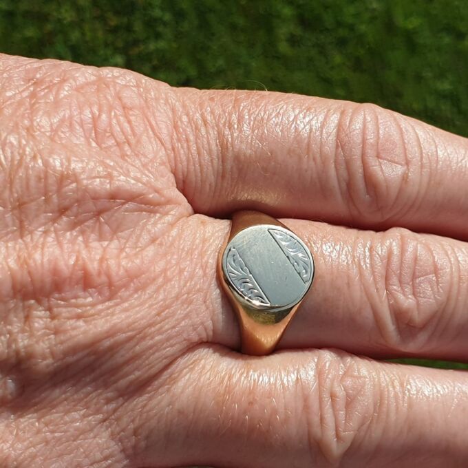 Oval Part Engraved Signet Ring in 9ct Gold. - Gems Afire - Vintage ...