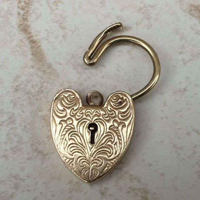 Ornate Engraved Heart Padlock in 9ct Gold - Gems Afire - Vintage ...
