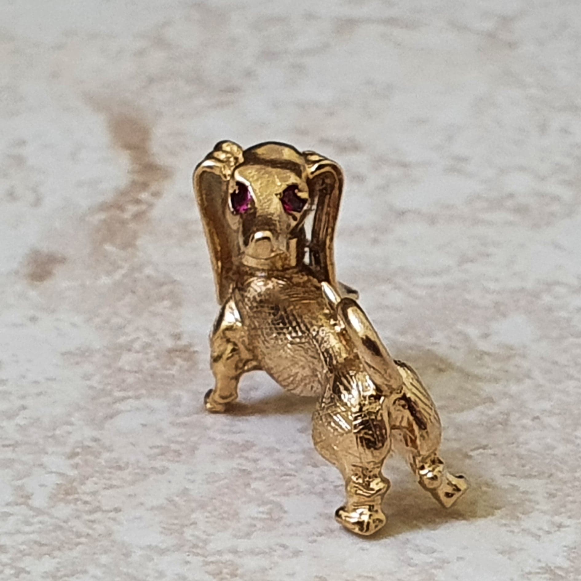Small Dog Pendant in 9ct Gold - Gems Afire - Preloved Vintage Fine ...
