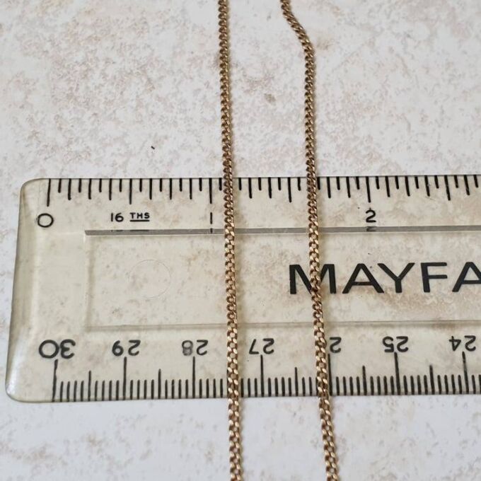 Fine Curb Chain in 9ct Gold, 20 inches. - Gems Afire - Vintage Jewellery UK