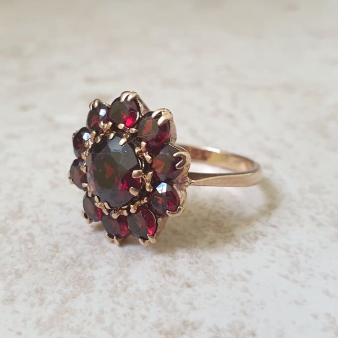 Garnet Cluster Ring in 9ct Gold - Gems Afire - Vintage Jewellery UK