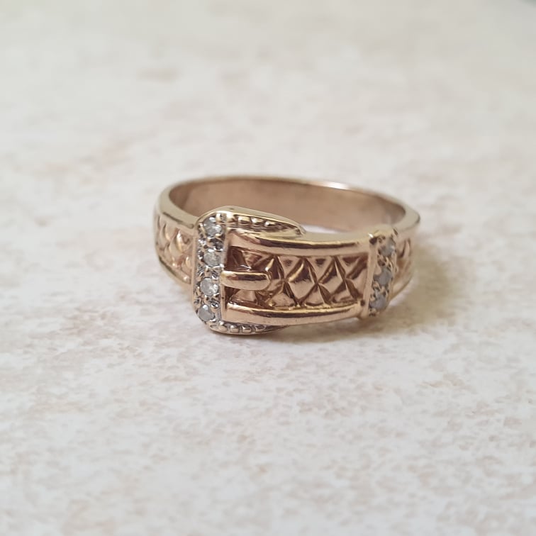 Diamond Set Buckle Ring in 9ct Gold - Gems Afire - Vintage Jewellery UK