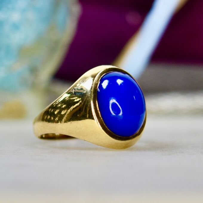 Blue Agate Signet Ring in 9ct Gold - Gems Afire - Vintage Jewellery UK