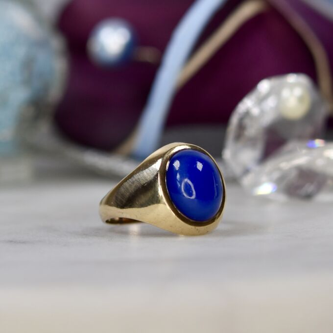 Blue Agate Signet Ring in 9ct Gold - Gems Afire - Vintage Jewellery UK