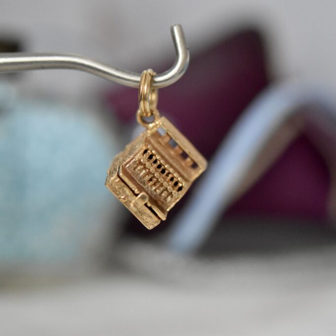 Vintage Cash Register Charm Pendant in 9ct Gold - Gems Afire - Vintage ...