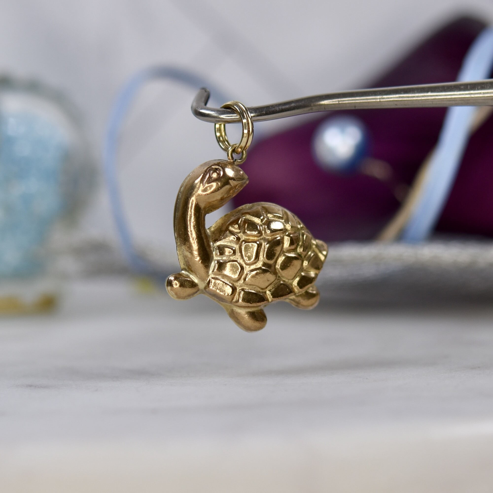Tortoise Character in 9ct Gold - Gems Afire - Vintage Jewellery UK