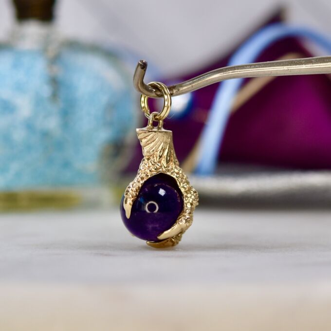 Claw Talon with Amethyst Ball in 9ct Gold - Gems Afire - Vintage ...