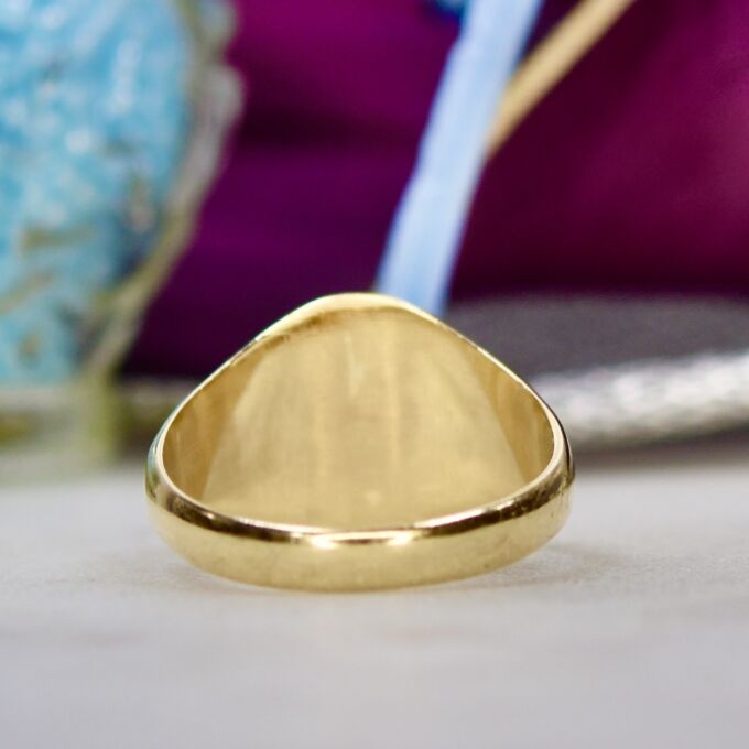 Patterned Signet Ring in 9ct Gold - Gems Afire - Vintage Jewellery UK